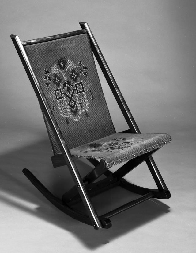 Folding Rocking Chair · Brooklyn Museum