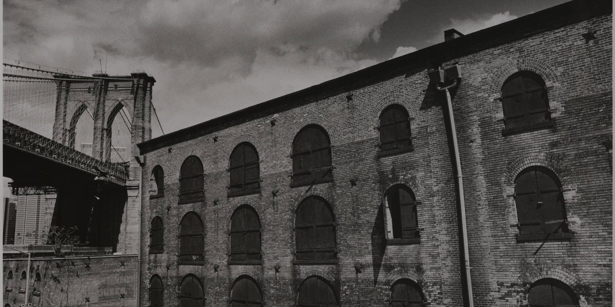 Brooklyn Bridge and Empire Stores (Warehouse), Brooklyn, NY. · Brooklyn ...