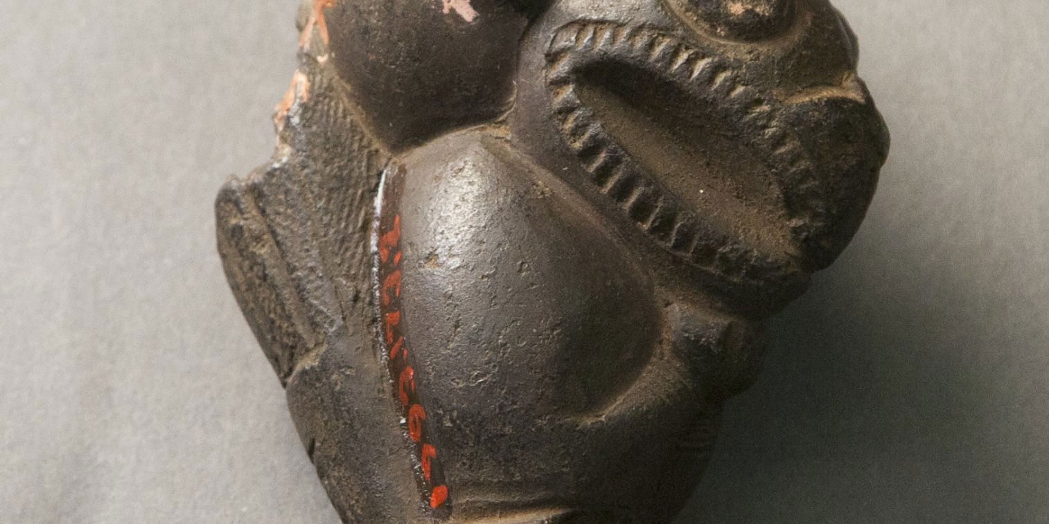 Bat Pipe · Brooklyn Museum