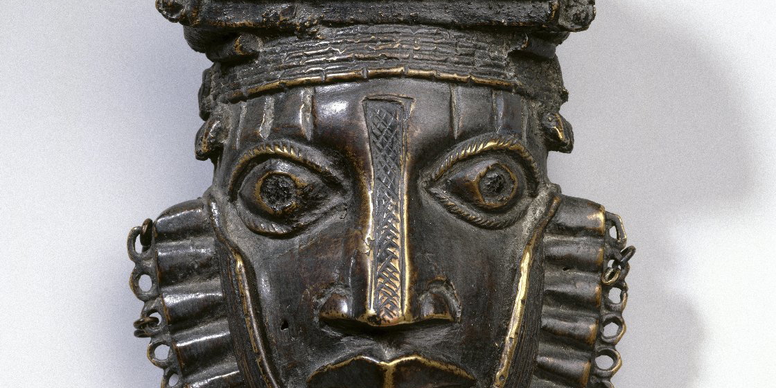 Hip Ornament with Human Face (Uhunmwu-Ẹkuẹ) · Brooklyn Museum