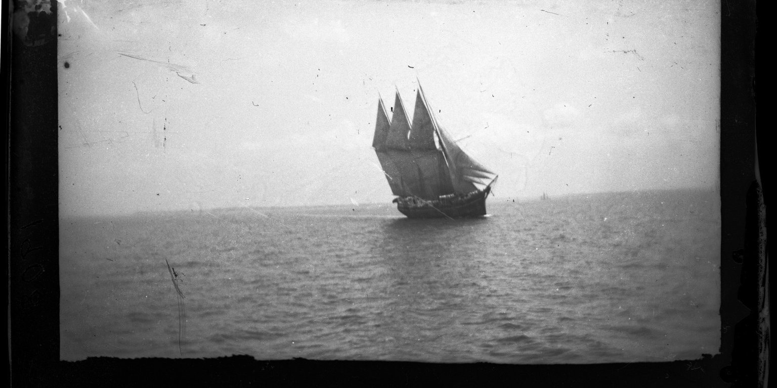 Ship under Sail, Bridgeport, Connecticut · Brooklyn Museum