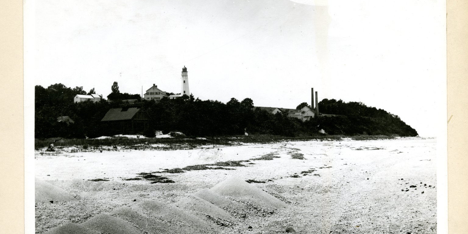 Lighthouse, Eaton Neck, Long Island · Brooklyn Museum