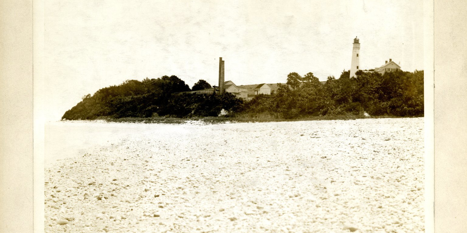 Lighthouse, Eaton Neck, Long Island · Brooklyn Museum