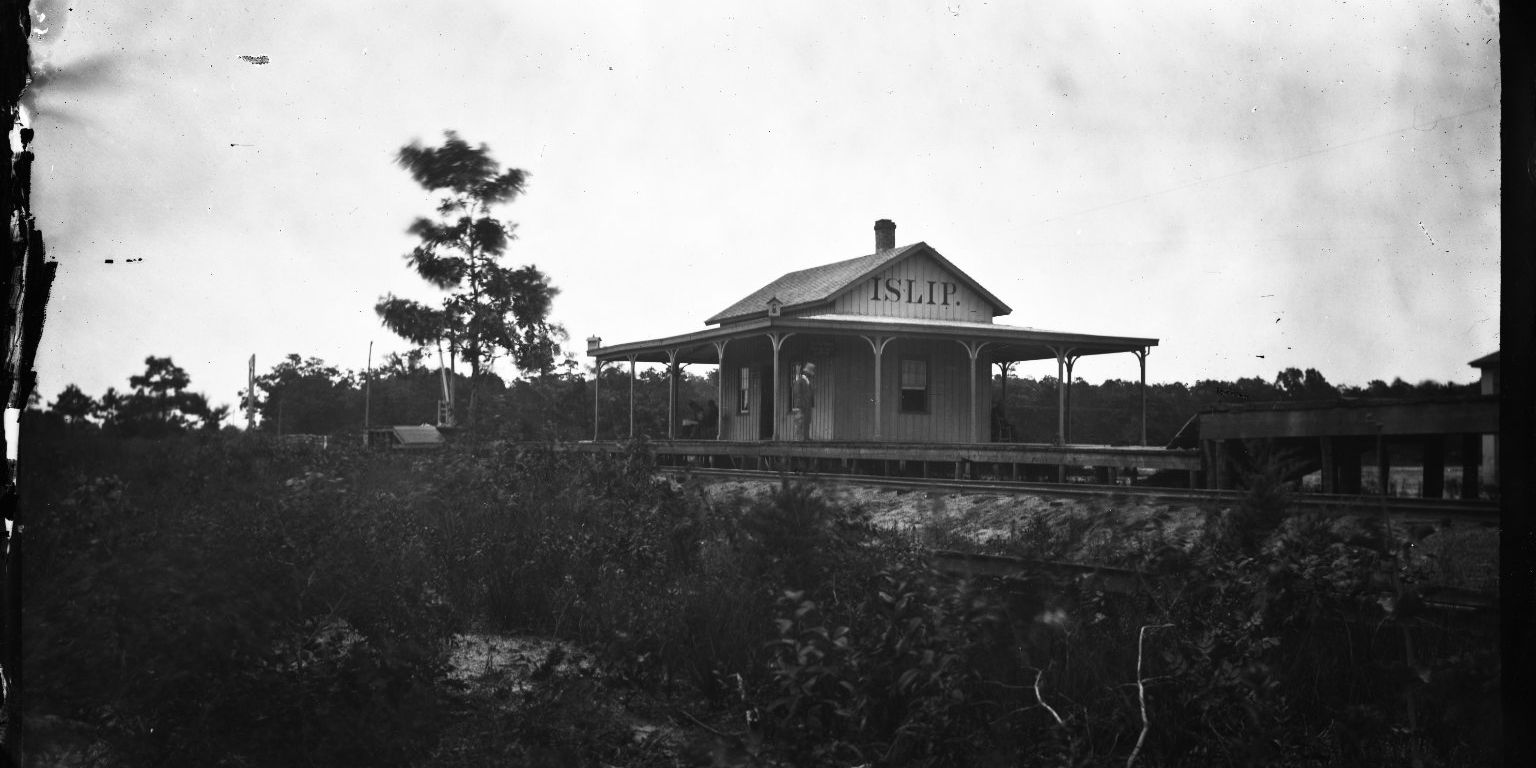 Railroad Station, Islip, Long Island · Brooklyn Museum