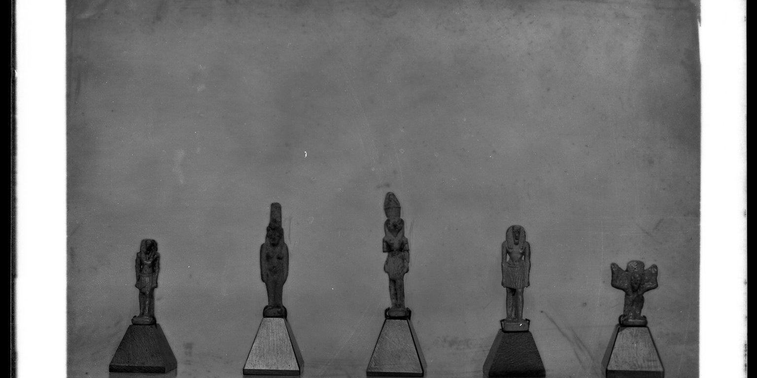 Small Statue of Isis Walking · Brooklyn Museum