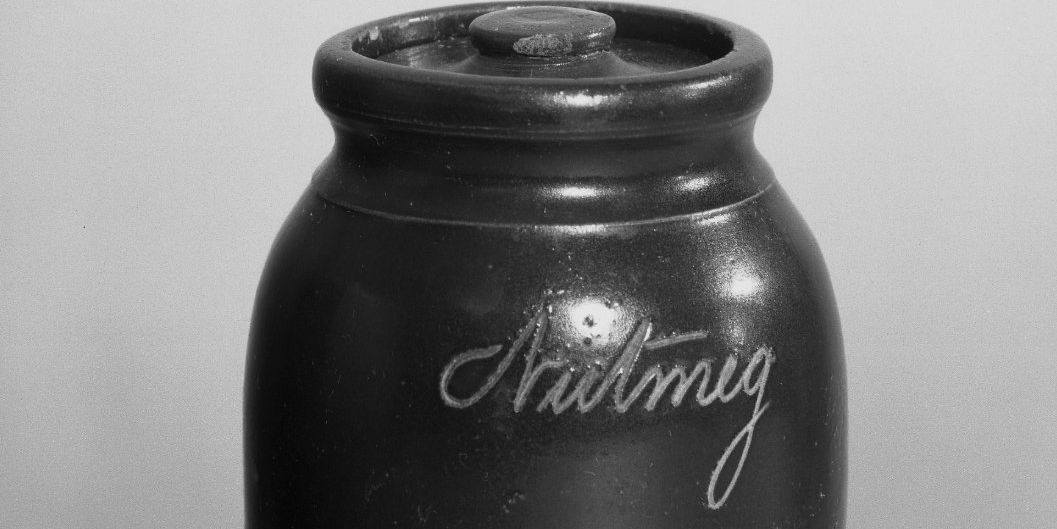 Nutmeg Jar and Cover · Brooklyn Museum