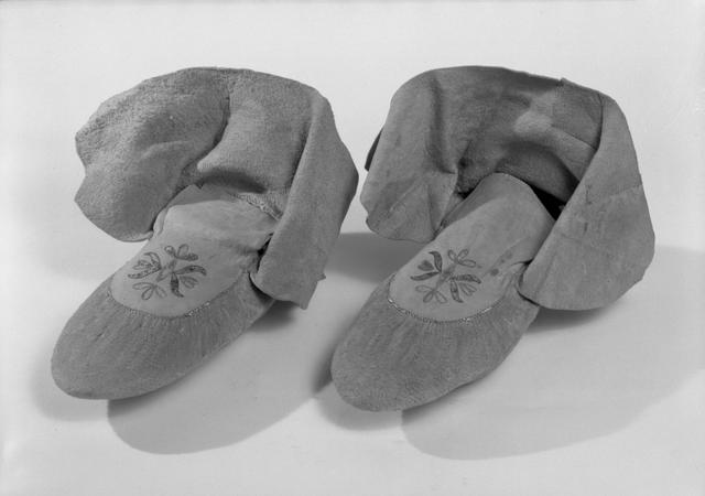 Pair of Moccasins · Brooklyn Museum
