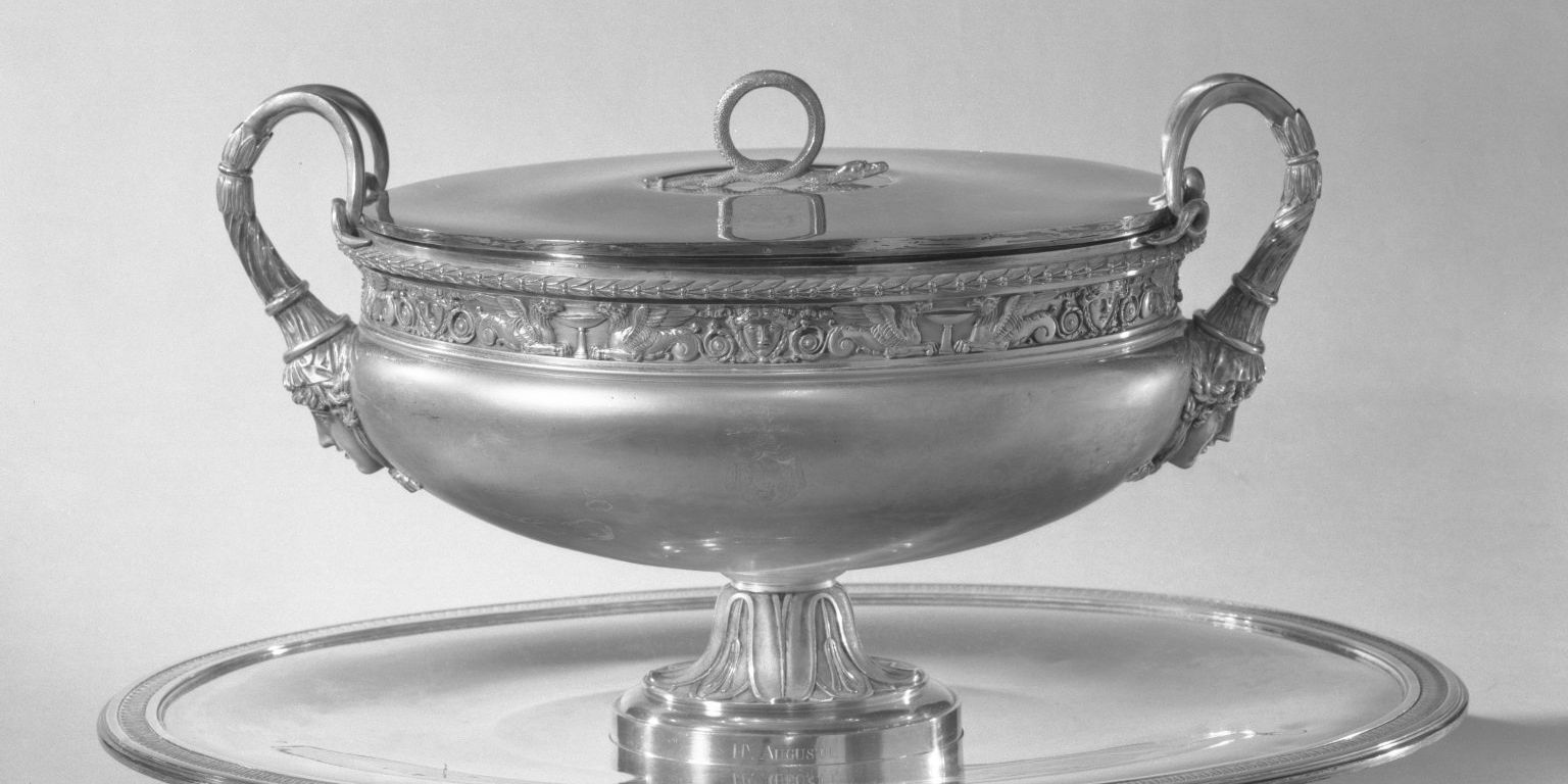 Tureen with Cover on Tray · Brooklyn Museum