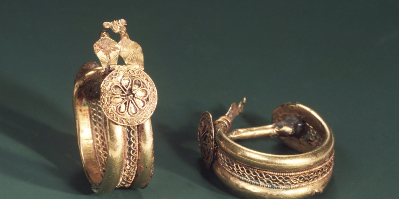 Pair of Earrings · Brooklyn Museum