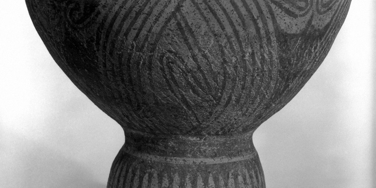 Ban Chieng Painted Pottery Pedestal Bowl · Brooklyn Museum