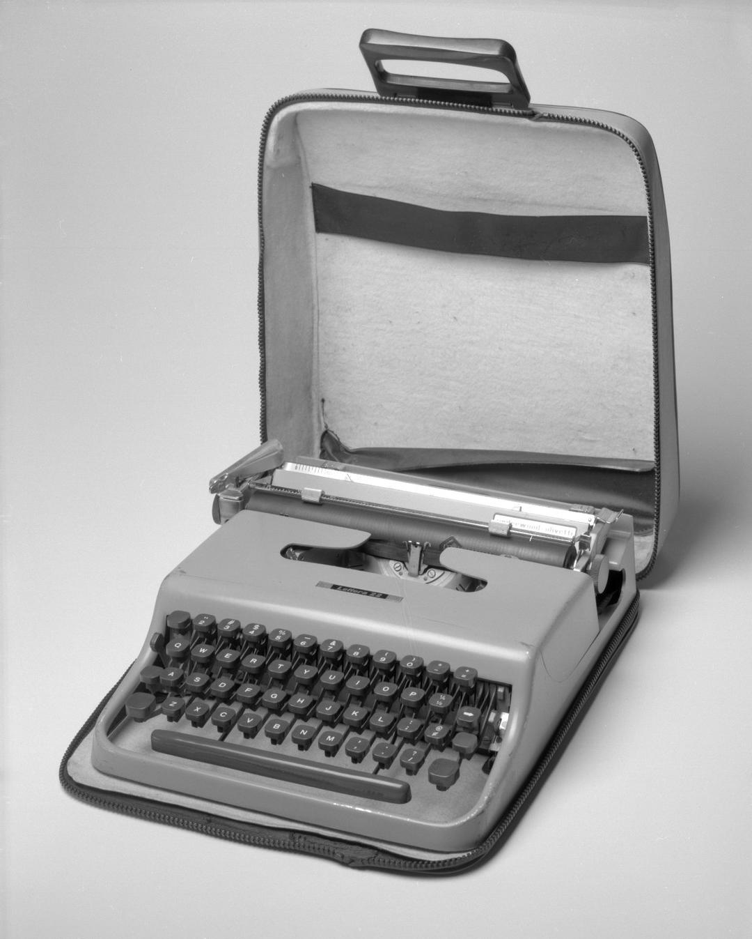 Portable Typewriter with Cover and Carrying Case · Brooklyn Museum