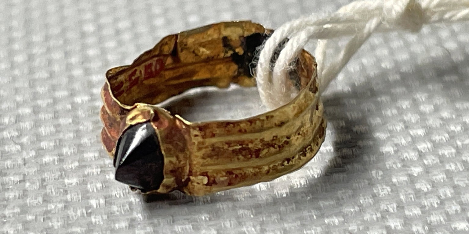 Small Finger Ring · Brooklyn Museum