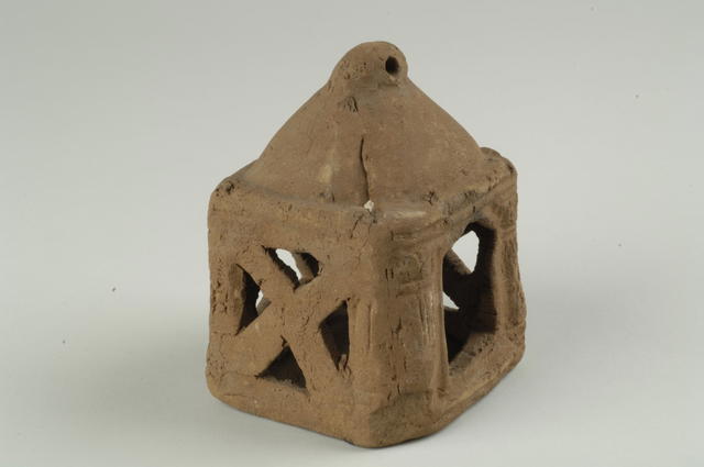 House-Shaped Lamp · Brooklyn Museum