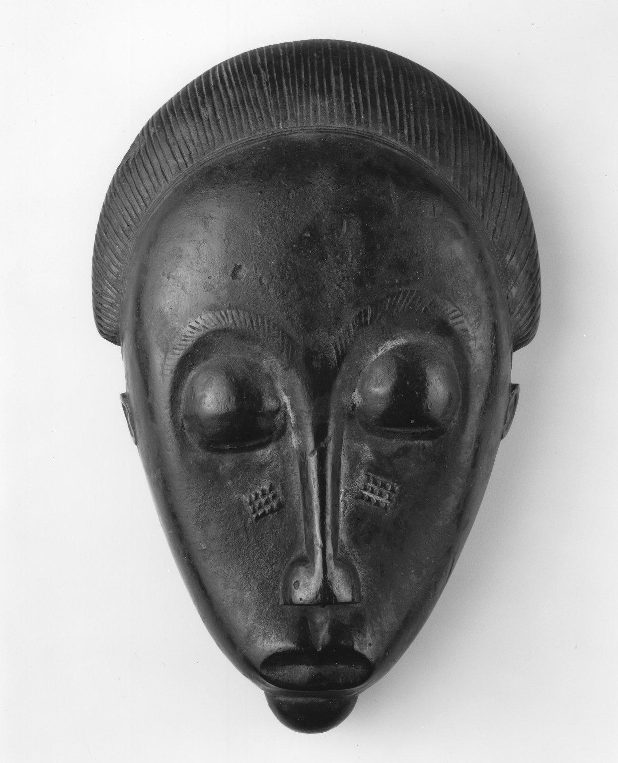 Mblo Portrait Mask · Brooklyn Museum