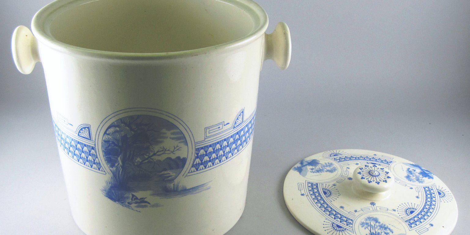 Covered Slop Pot, "Atlanta" · Brooklyn Museum