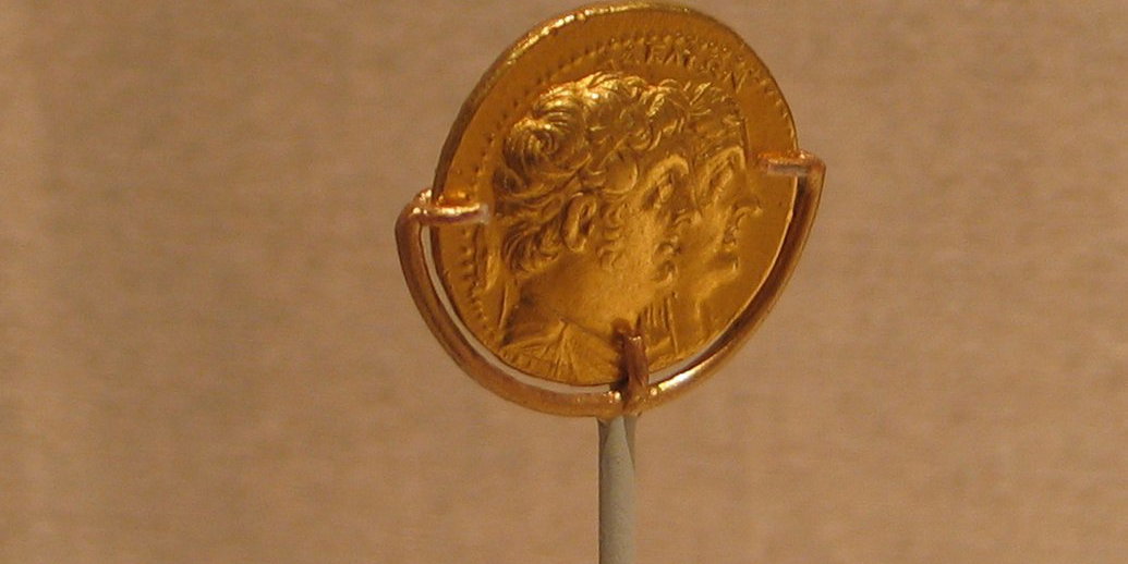 Mnaieion -- Octadrachm (100 Mina Coin) of Ptolemy II · Brooklyn Museum