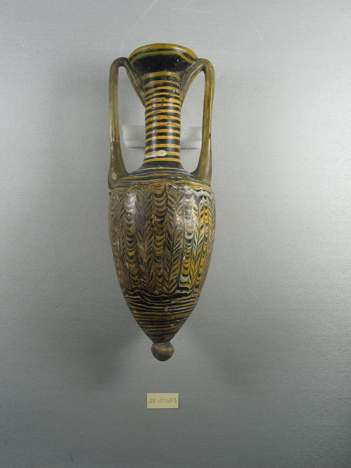 Amphora · Brooklyn Museum