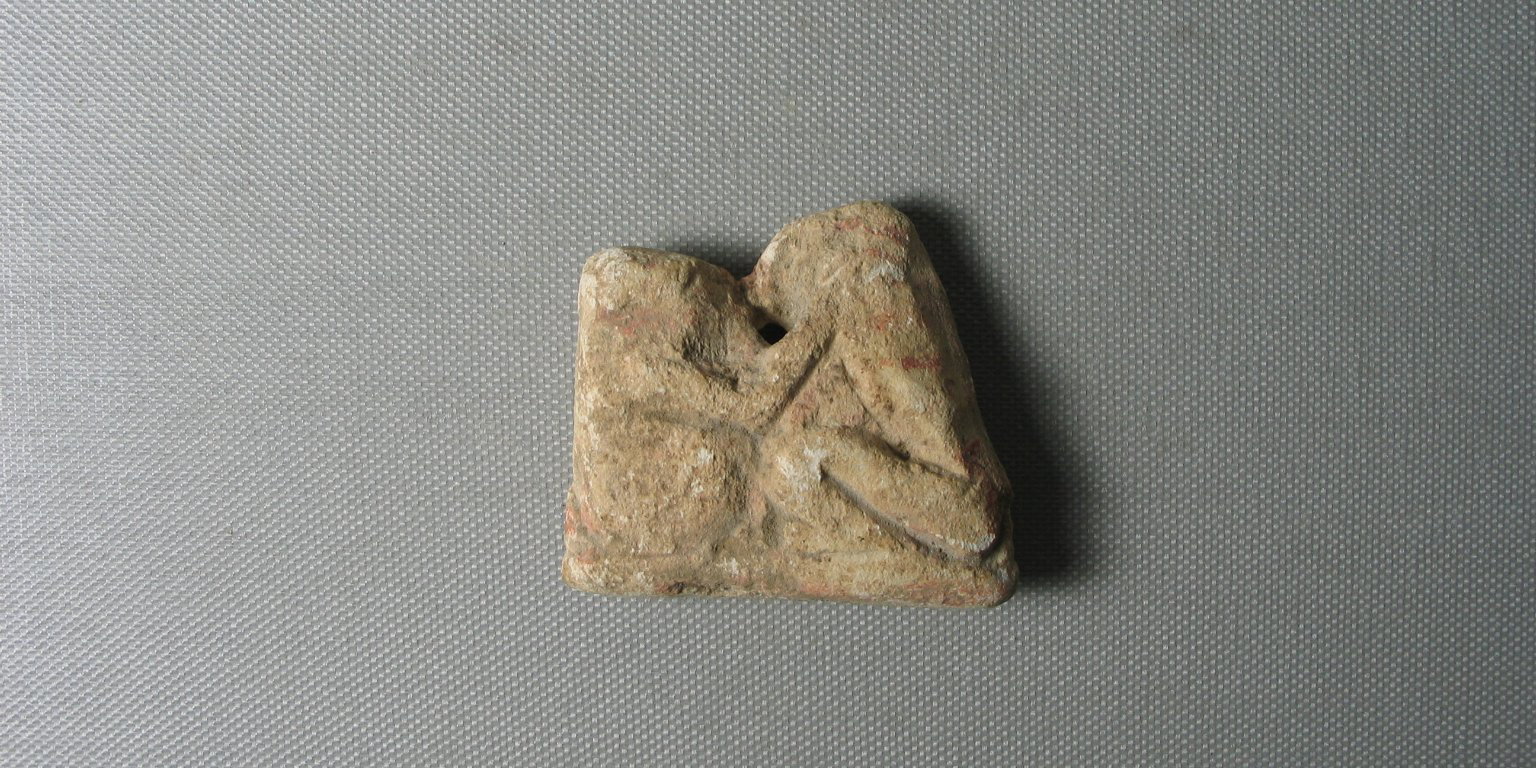 Group of Two Apes Kissing · Brooklyn Museum