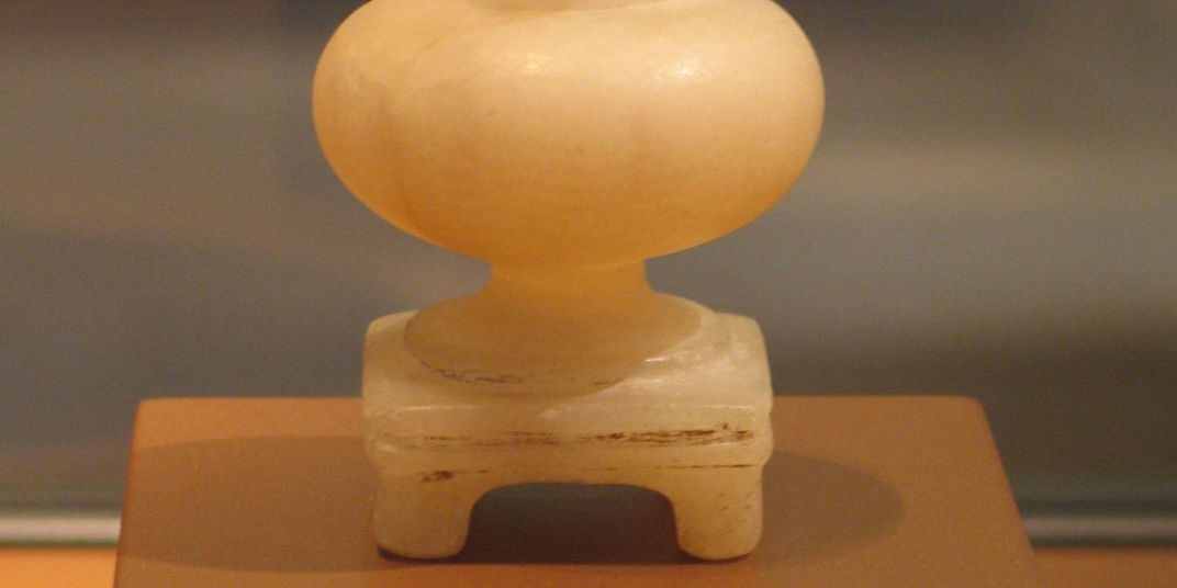 Kohl Pot on Base · Brooklyn Museum