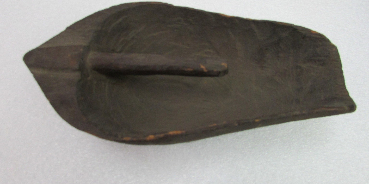 Canoe Bailer (iNima) · Brooklyn Museum