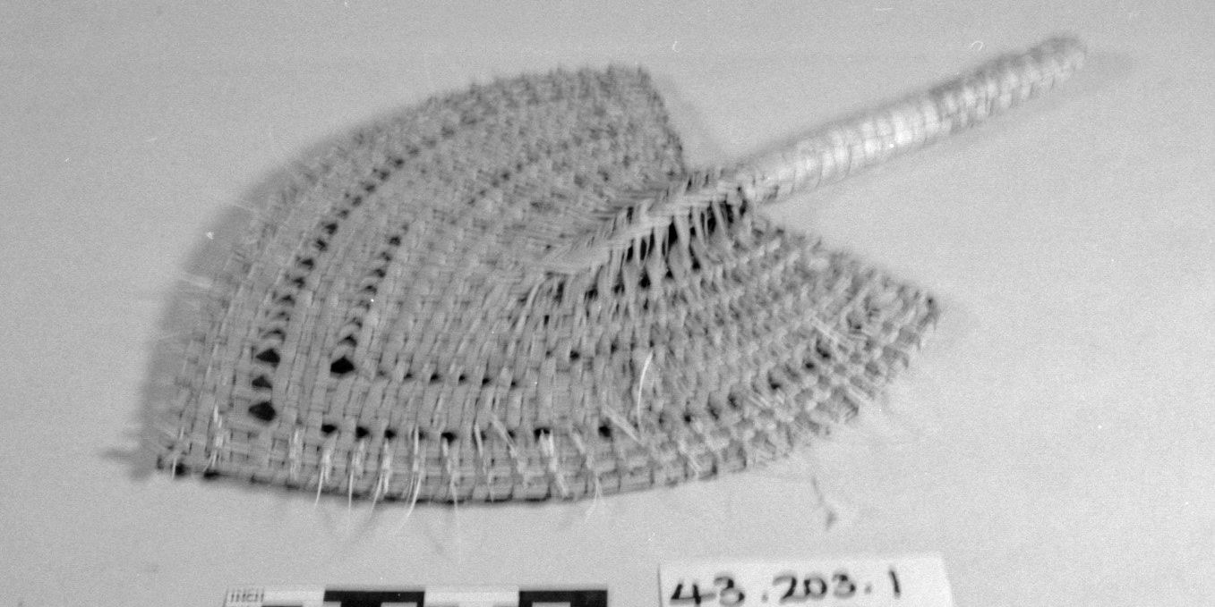 Fan (Ili) · Brooklyn Museum