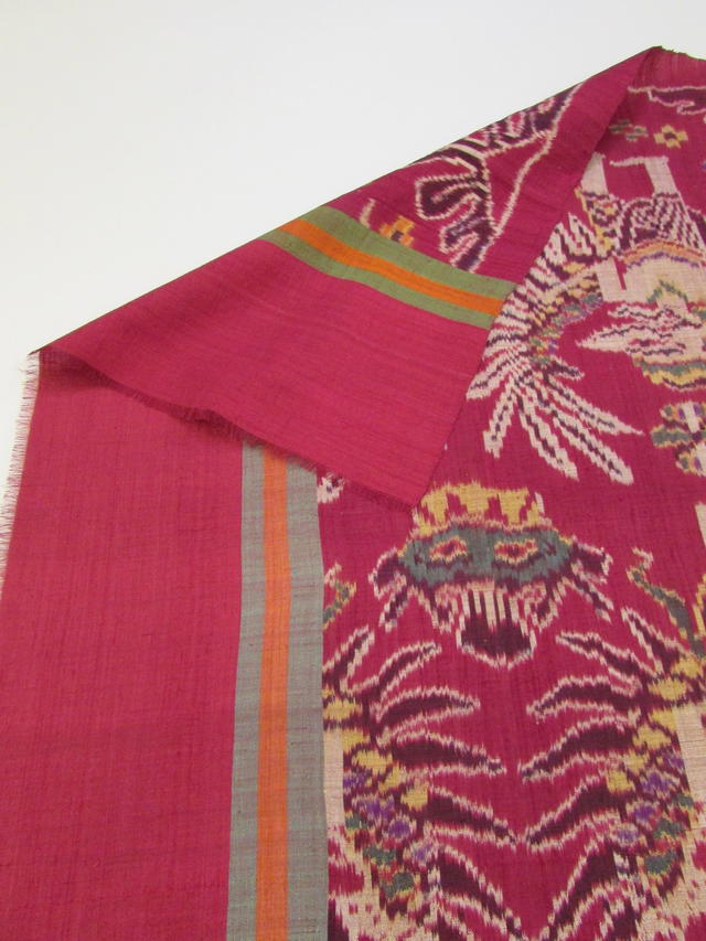 Outer Hip Wrapper (Saput) · Brooklyn Museum