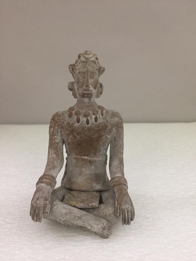 Maya Figurine · Brooklyn Museum